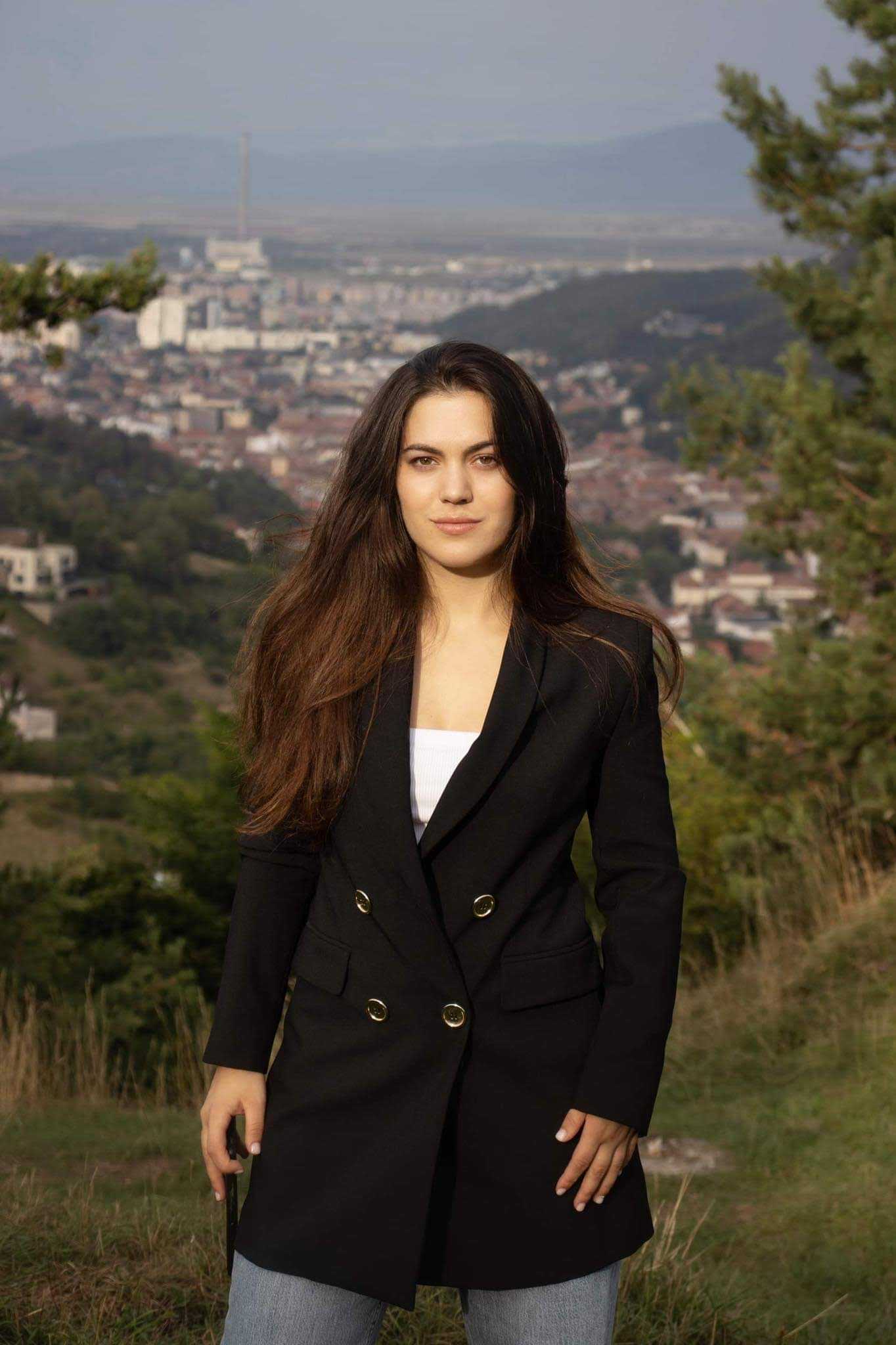 Meet the Team: Gina Velic - smrtPhone